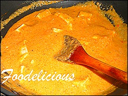 Foodelicious: Cottage Cheese In A Red Capsicum Gravy….From 660 Curries